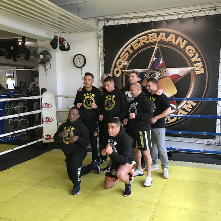Oosterbaan Gym Rotterdam - kickboksen, boksen, thaiboxen en fitness